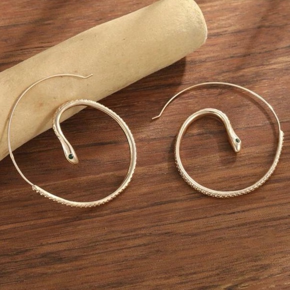 Jewelry | Spiral Serpent Emerald Eye Coiled Snake Reptile Medusa Goth ...